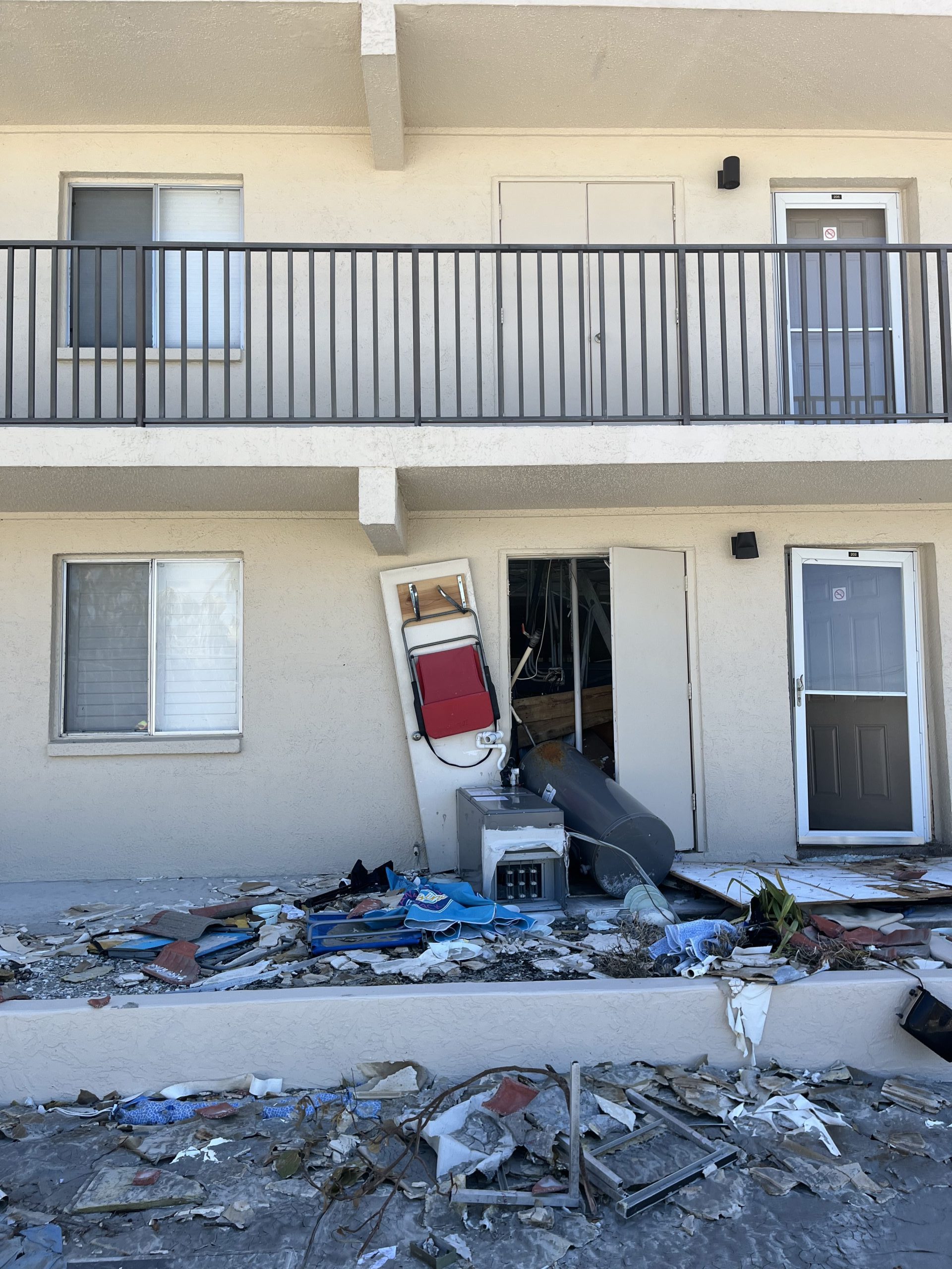 Hurricane Restoration and Repair Services - Kustom US